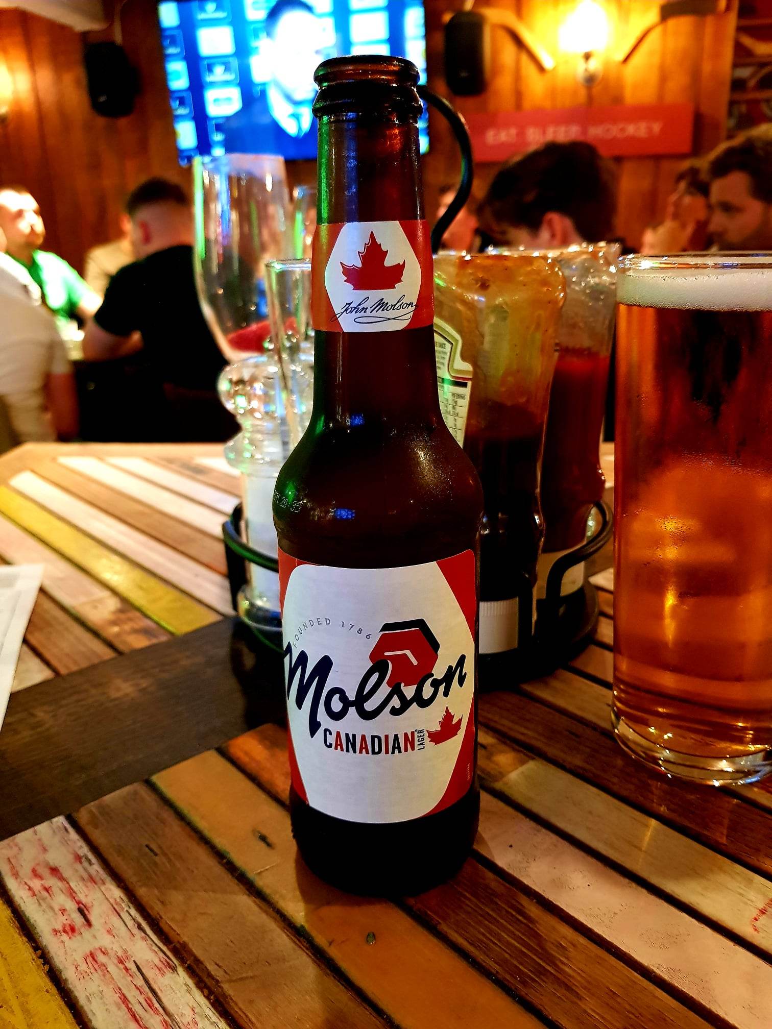 Molson Canadian - Maple Corner